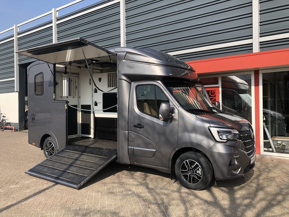 Paragan Equistar 3XL Gris Sombra - Jozua Aanhangwagens